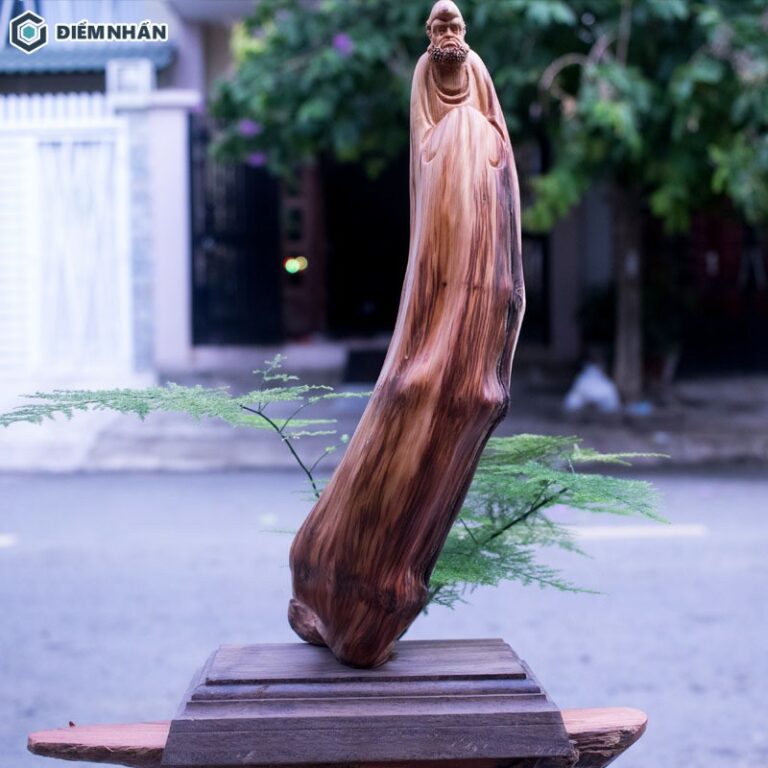 Gỗ lũa là gì? Có mấy loại? Giá gỗ lũa mới nhất 2024