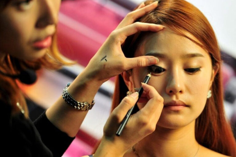 Kinh nghiệm du học nghề makeup tại Hàn Quốc nên biết